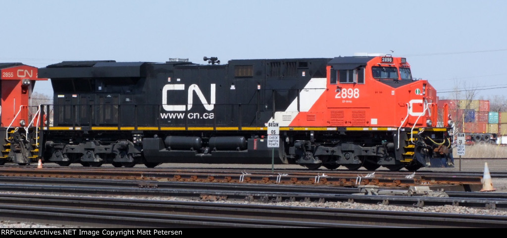 CN 2898